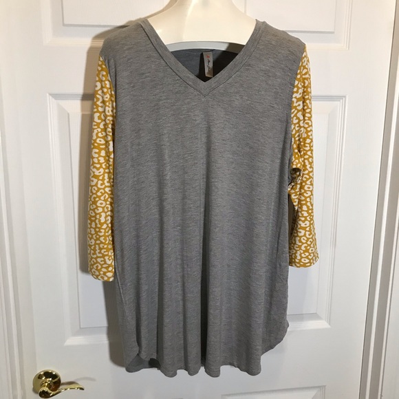 Alison Grace | Tops | Alison Grace Three Quarter Sleeve Top | Poshmark